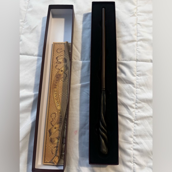 Universal Studio | Other | Universal Studios Neville Longbottom Wand ...